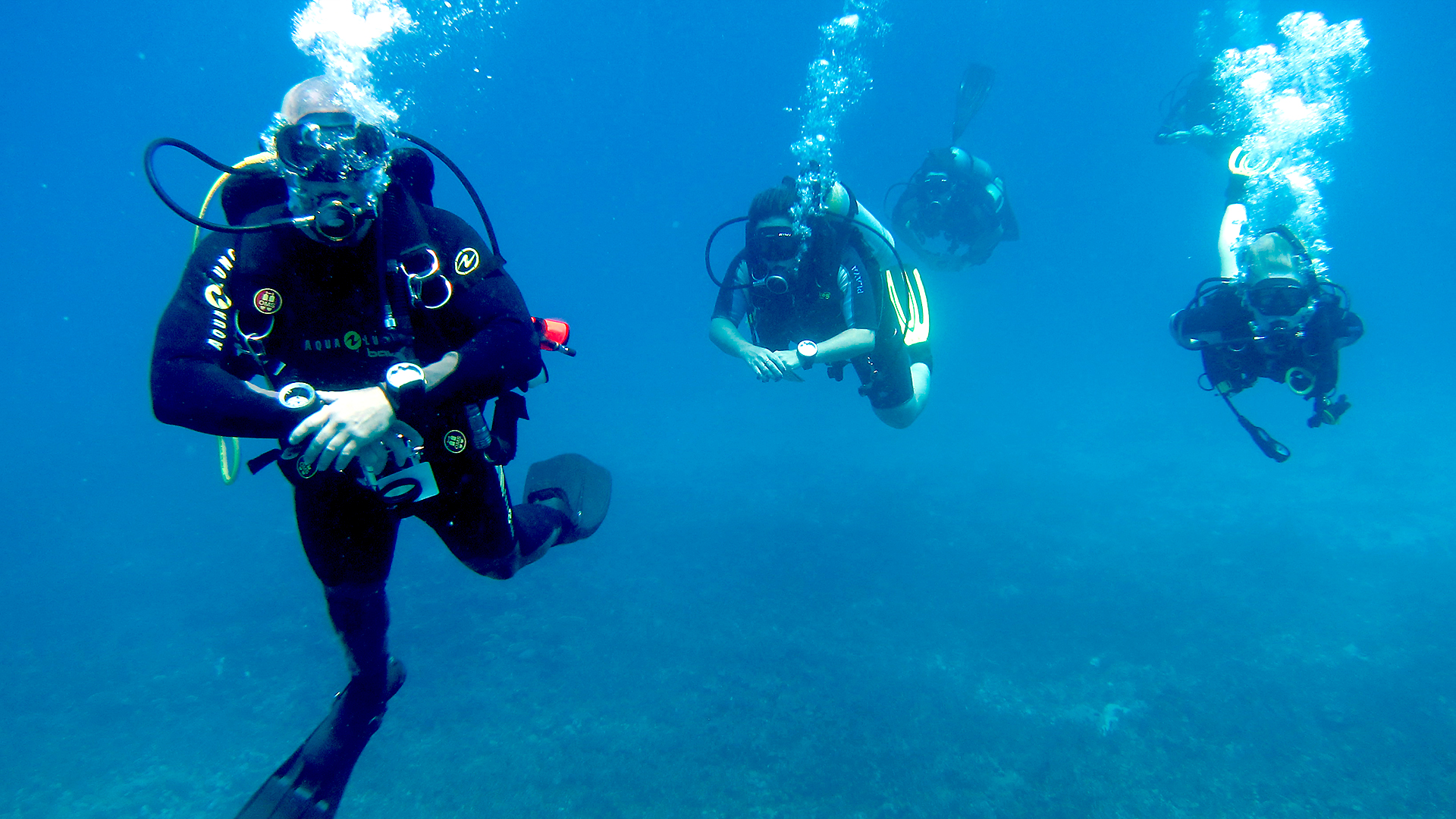 PADI Divemaster Course Phuket - Love Diving Phuket